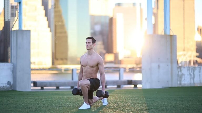 Reverse Lunges: Benefits and Techniques - Raw Active